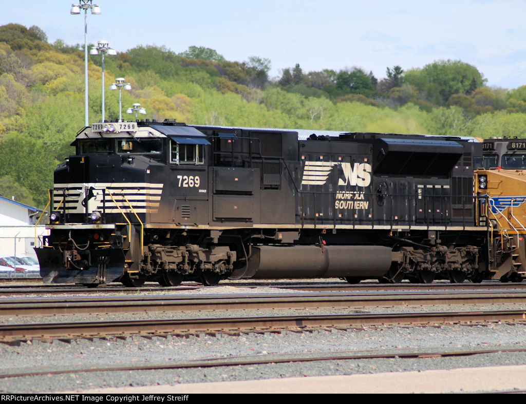 NS 7269